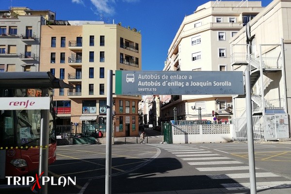 Shuttle Bus Valencia Nord - Joaquin Sorolla | Trip Plan X
